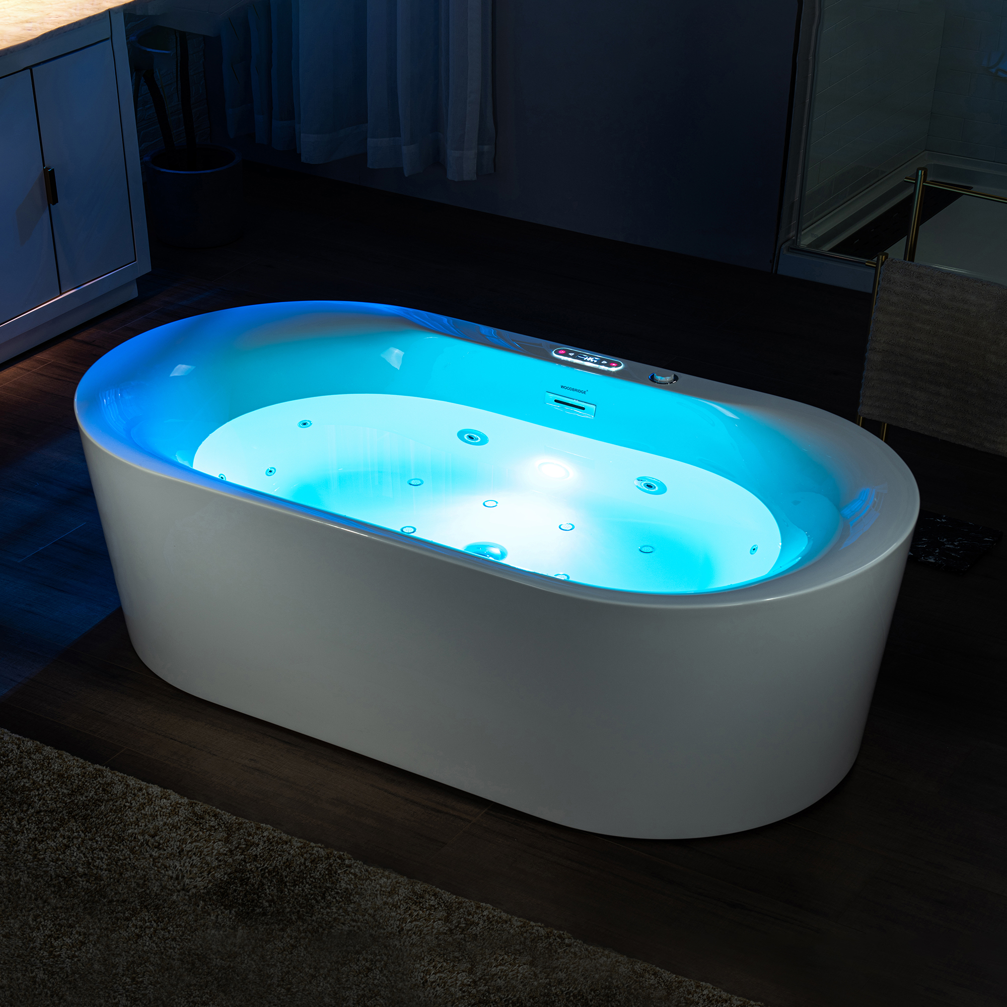  WOODBRIDGE 72 X 35 3 8 Whirlpool And Air Bath Heated Soaking